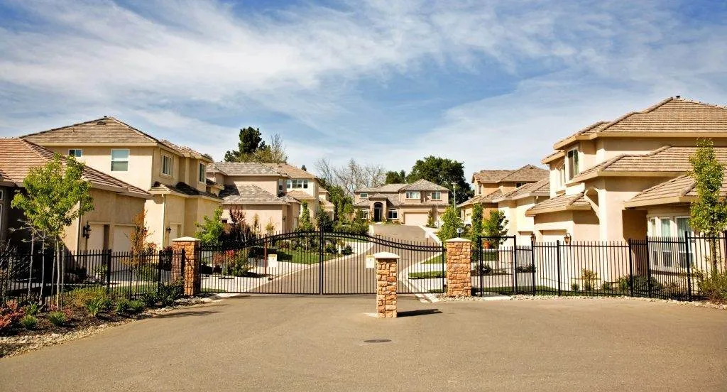 Neighborhood Harmony: 12 Qualities of a Good Community